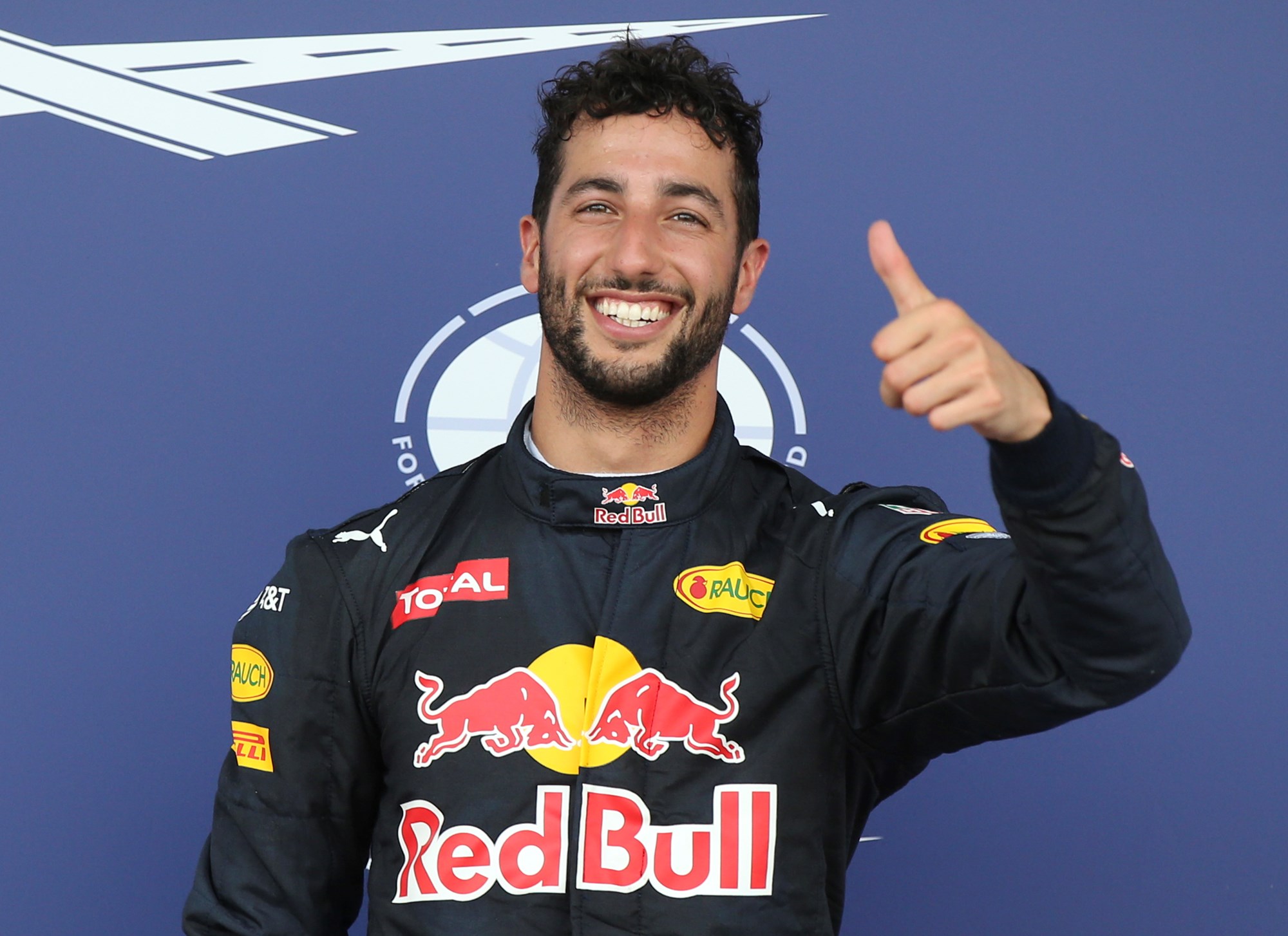 Daniel Ricciardo gets Albert Park stand named in his honour - Driven ...