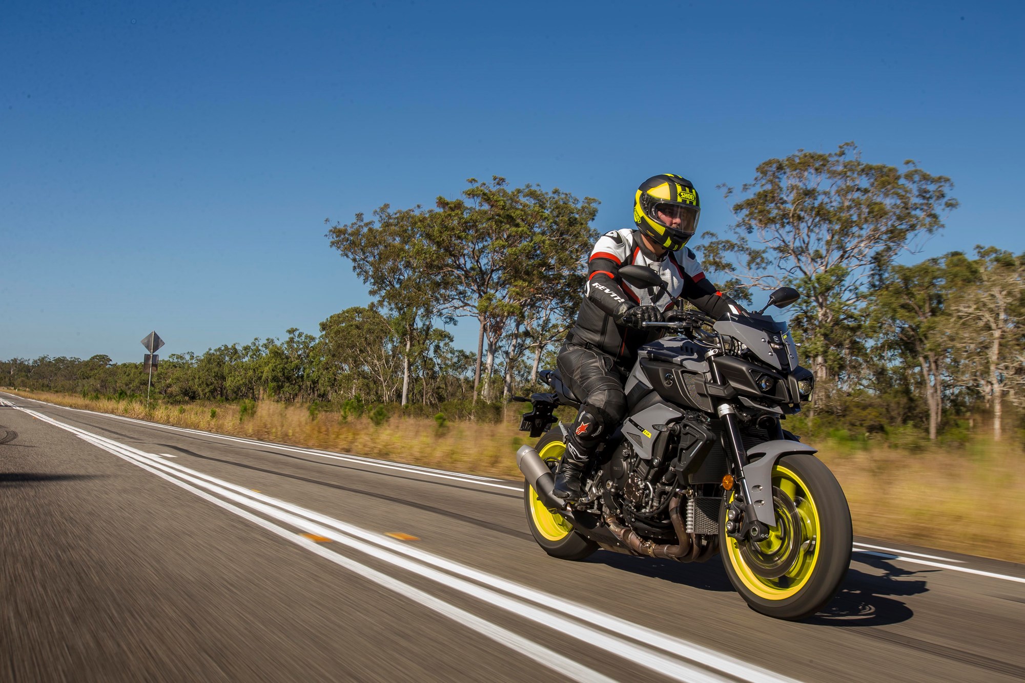 Yamaha launches hyper-naked MT-10 down under - Driven Car Guide