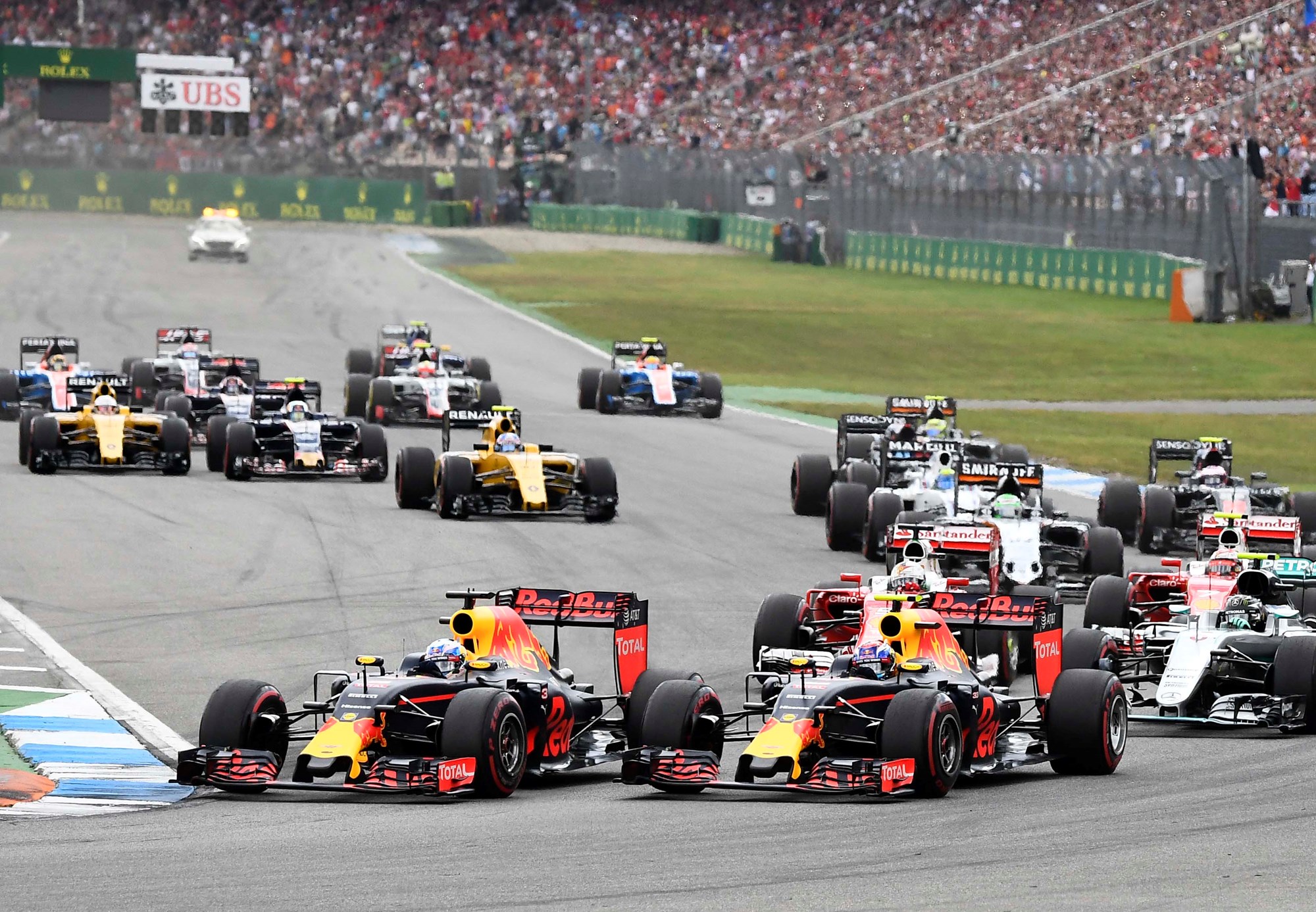 Motorsport: Kerb drivers' enthusiasm - Driven Car Guide