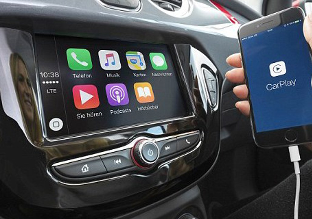 Danger in touchscreen technology - Driven Car Guide