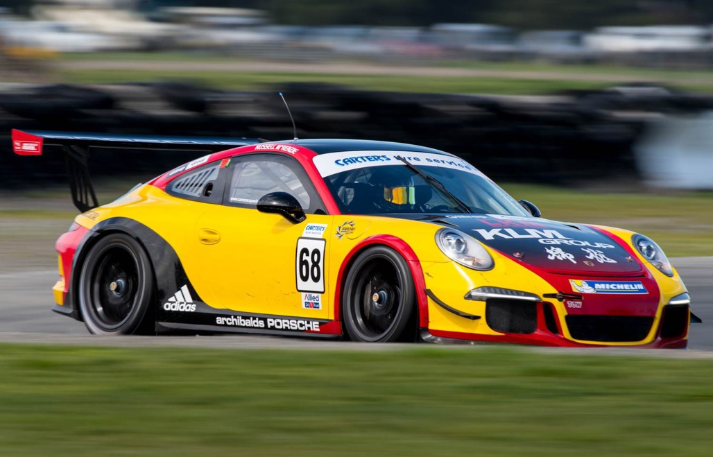 Carters Mercedes-AMG SLS claims first New Zealand race win - Driven Car ...