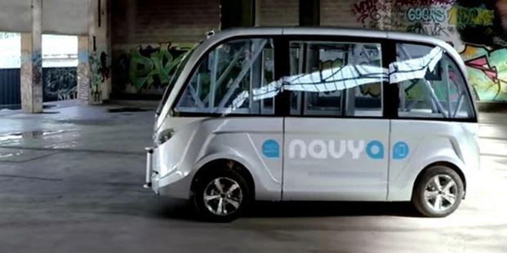 Driverless shuttle trial at Christchurch Airport - Driven Car Guide
