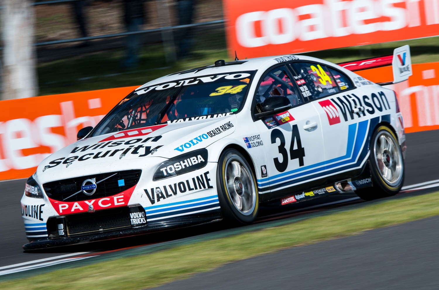 Bathurst blog: getting the perfect shot - Driven Car Guide
