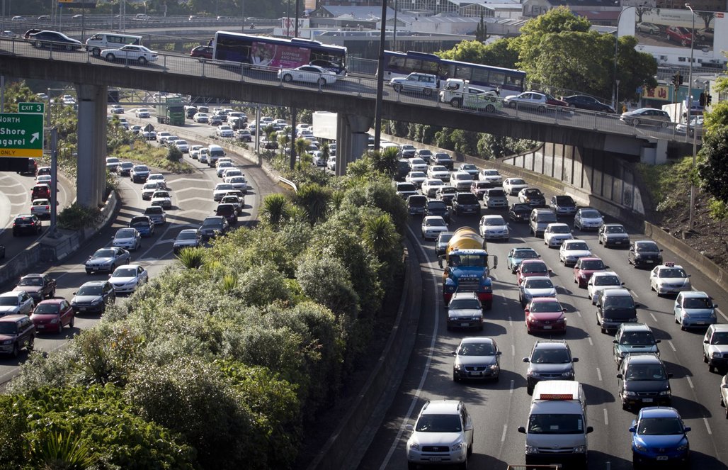 Aucklanders stuck in traffic, congestion now worse than Hong - Driven ...