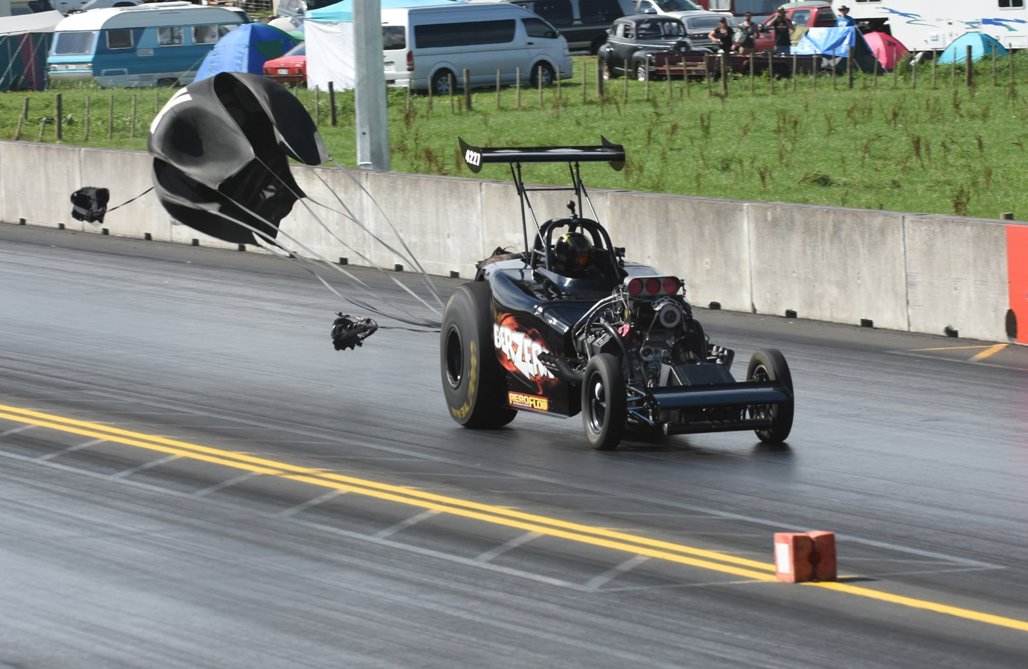 Nostalgia drags in record cars - Driven Car Guide