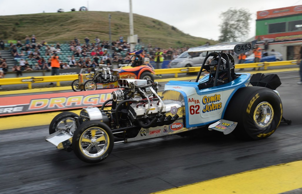 Nostalgia drags in record cars - Driven Car Guide