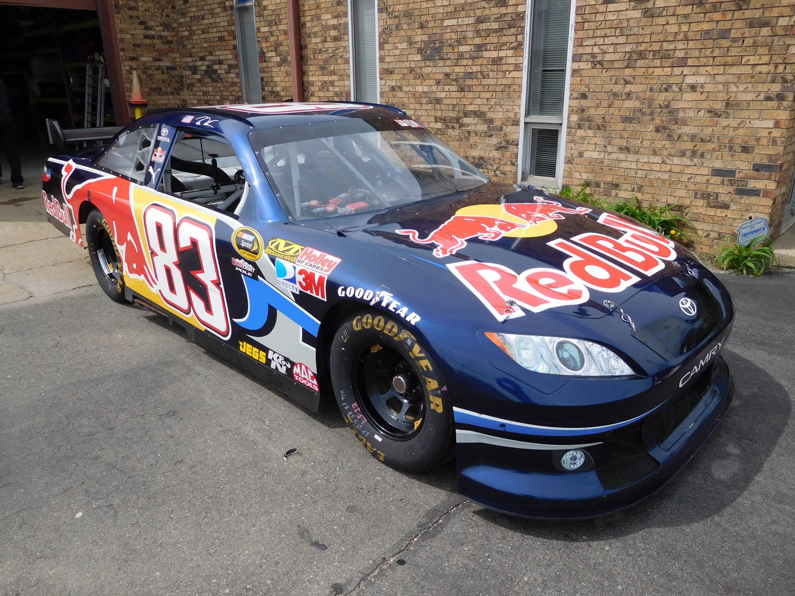 This Nascar will sell for a lot less than you'd expect - Driven Car Guide