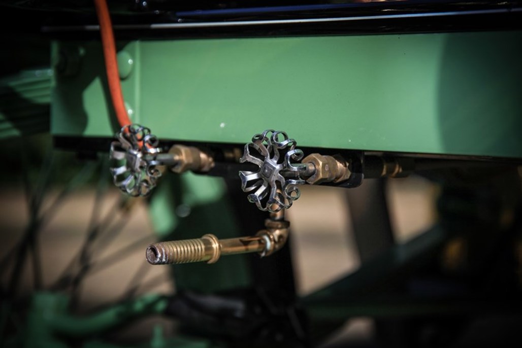 1905 steam-powered race car could fetch $300k - Driven Car Guide