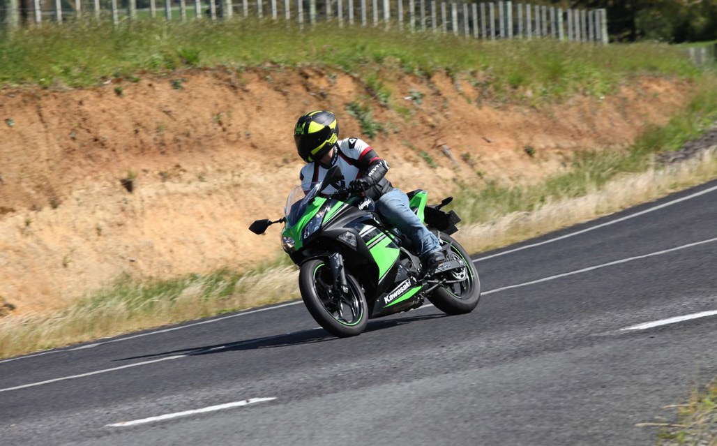 Kawasaki Ninja 300: Move like a Ninja - Driven Car Guide