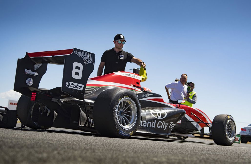 Numbers count for F1 drivers - Driven Car Guide