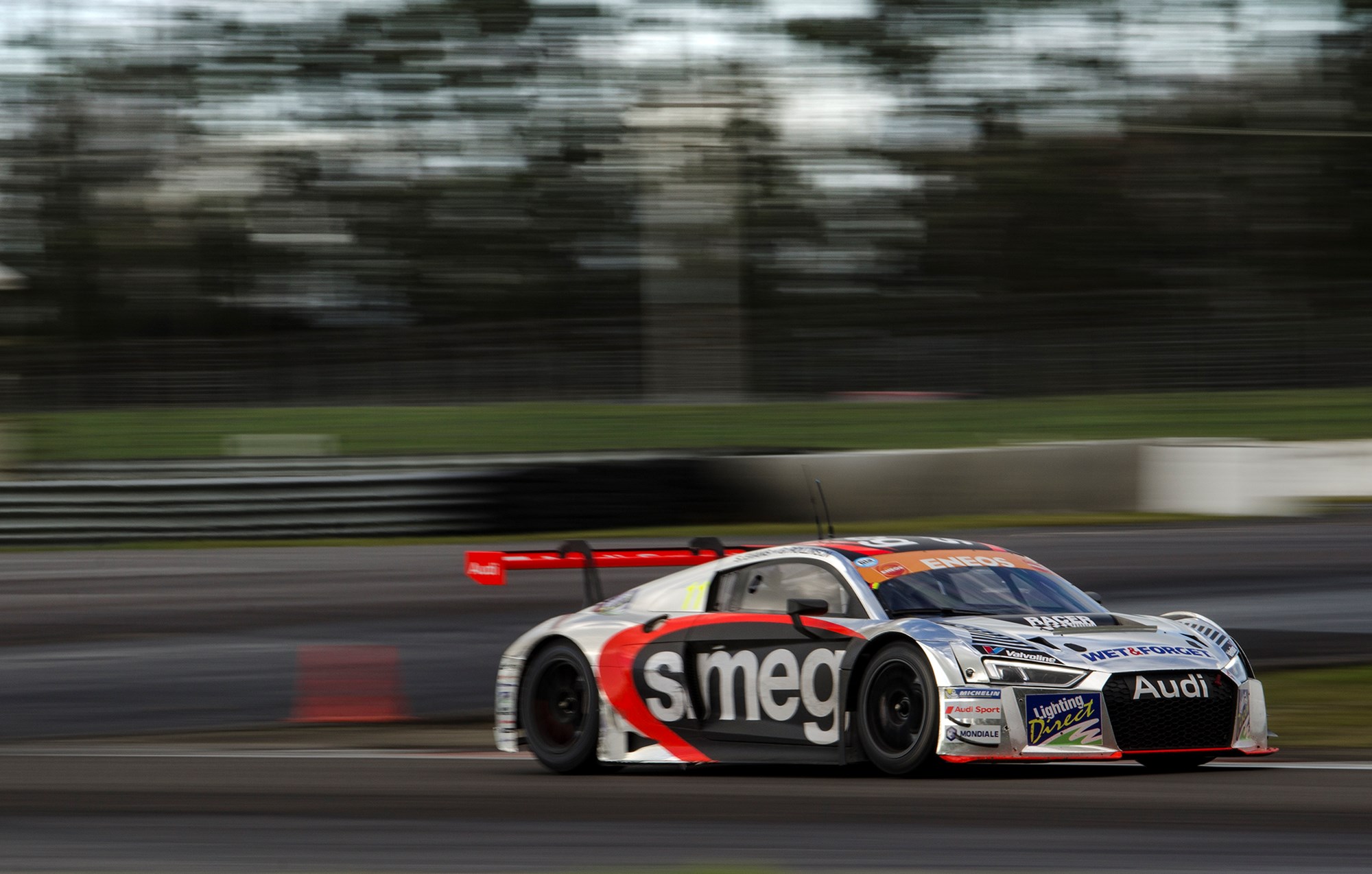 Smeg Racing Audi R8 survives Ferrari challenge to win in Tau - Driven ...