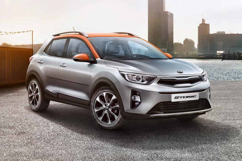 Revealed: first images of Kia's funky new Stonic SUV break c - Driven ...