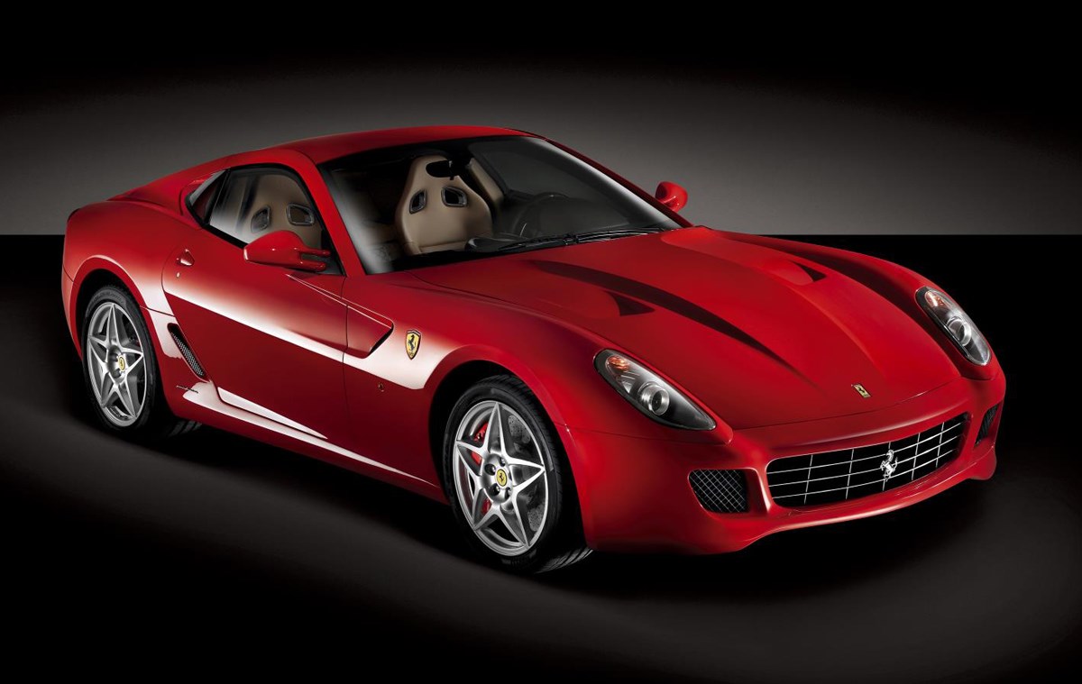 Ferrari introduce 15 year warranty programme - Driven Car Guide