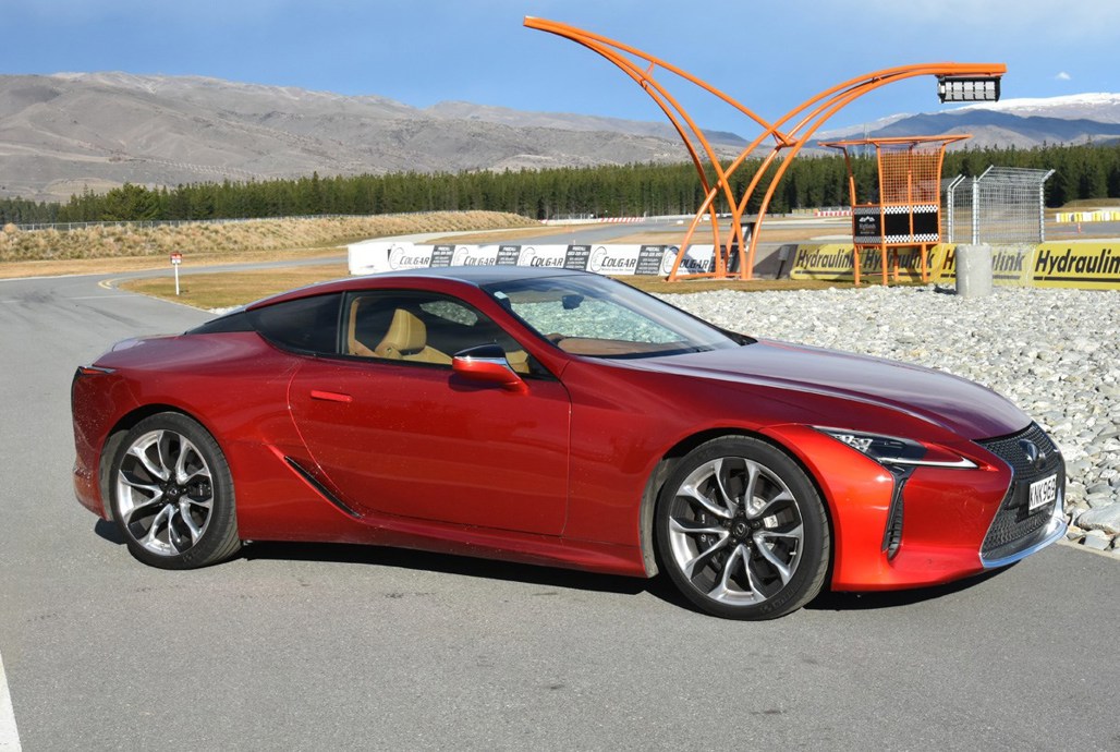 Lexus LC coupe: Dare to be different - Driven Car Guide