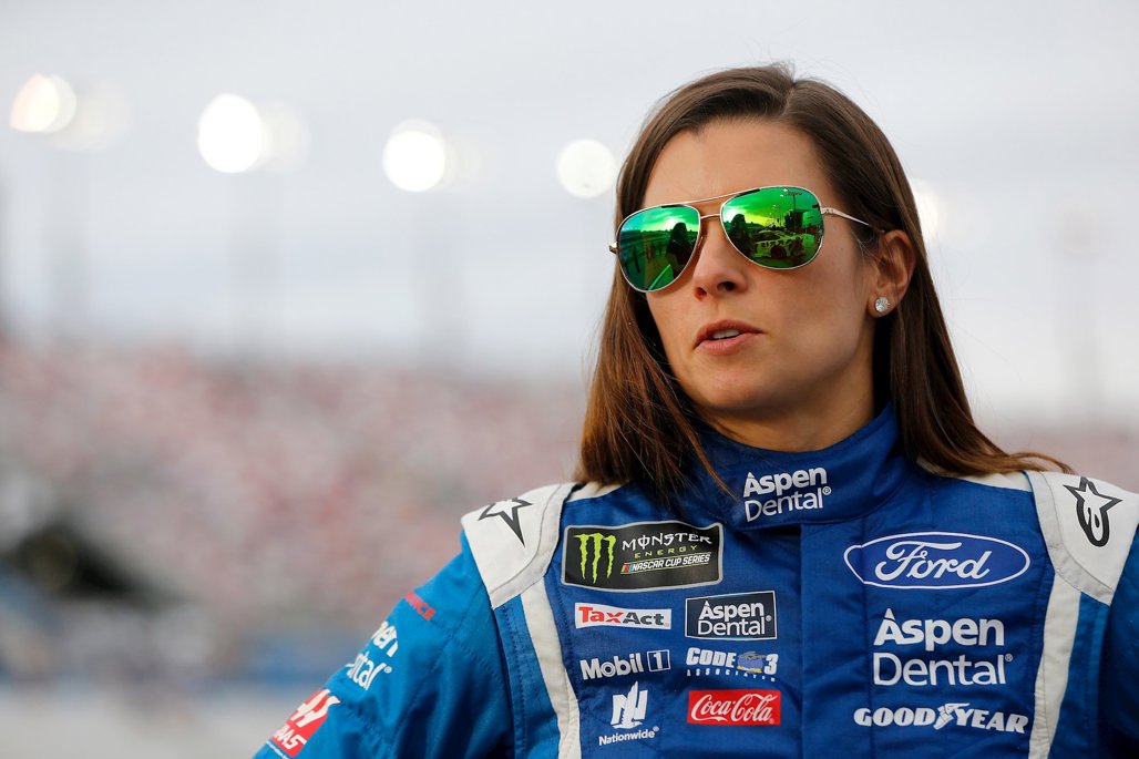 Danica Patrick now a NASCAR refugee, after team lets her go - Driven ...