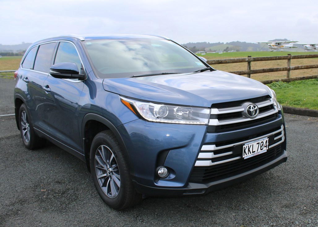Toyota Highlander: Taking to the high road - Driven Car Guide