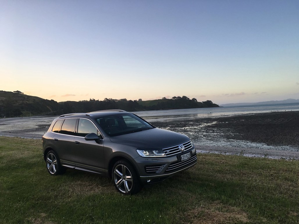 VW Touareg TDI V8 R-Line: sheep's clothing - Driven Car Guide