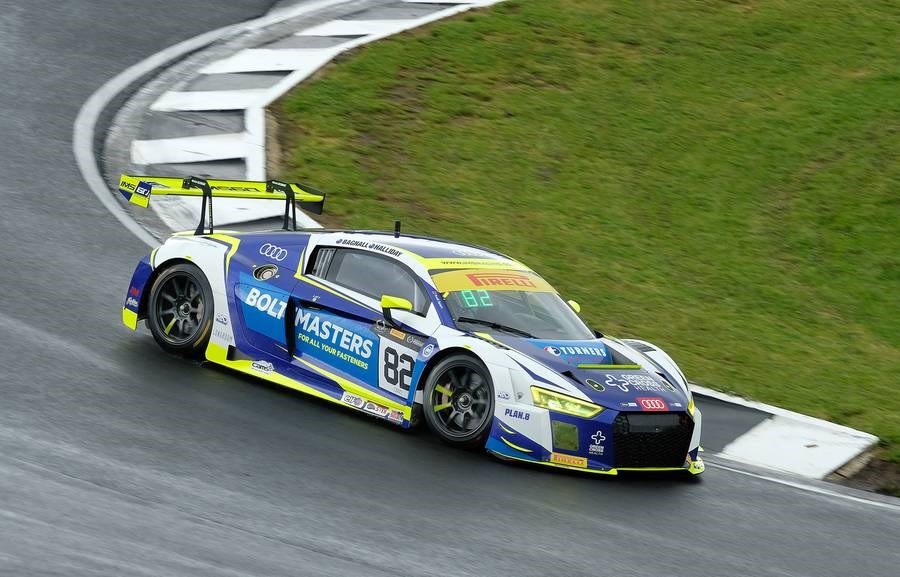 Matt Halliday claims fastest time in Hampton Downs 500 pract - Driven ...