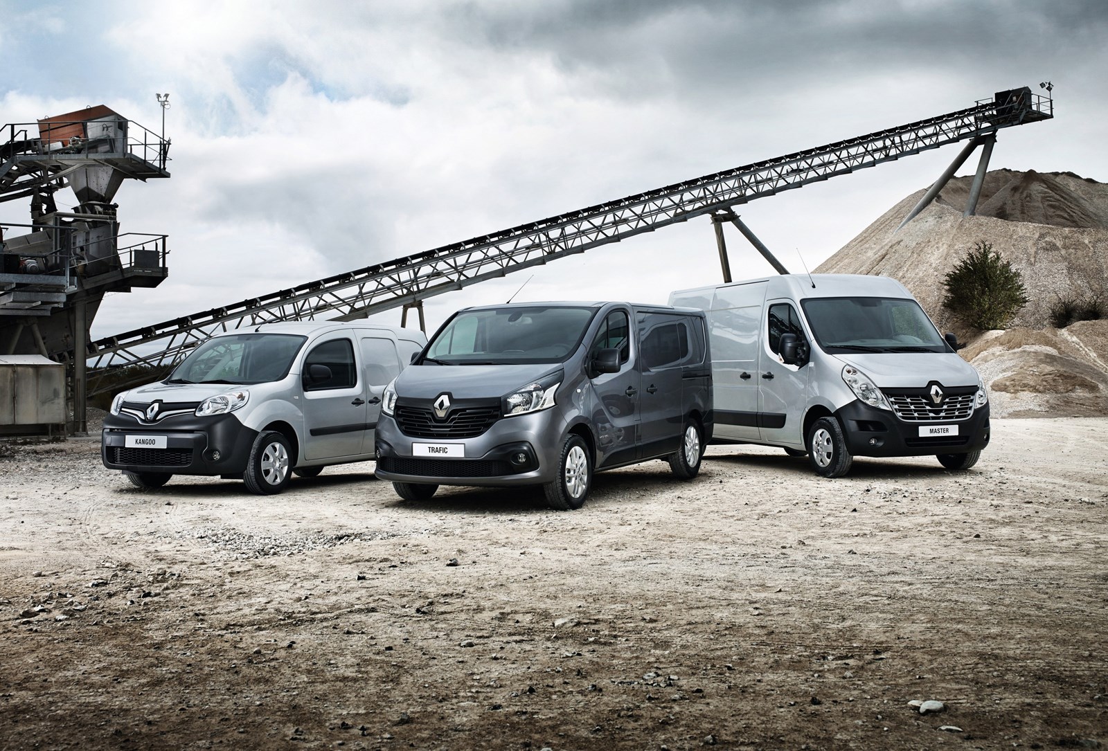 Renault delivers the goods with refreshed commercial line-up - Driven ...