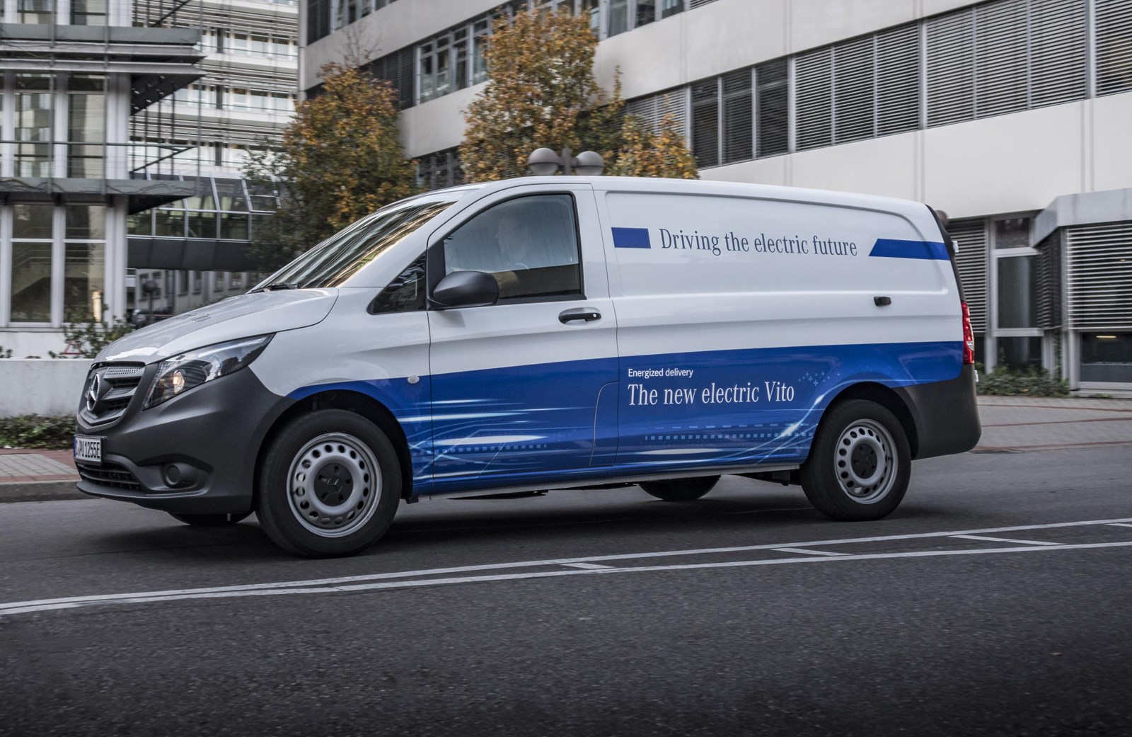 Mercedes-Benz Vans will soon offer all models with electric - Driven ...