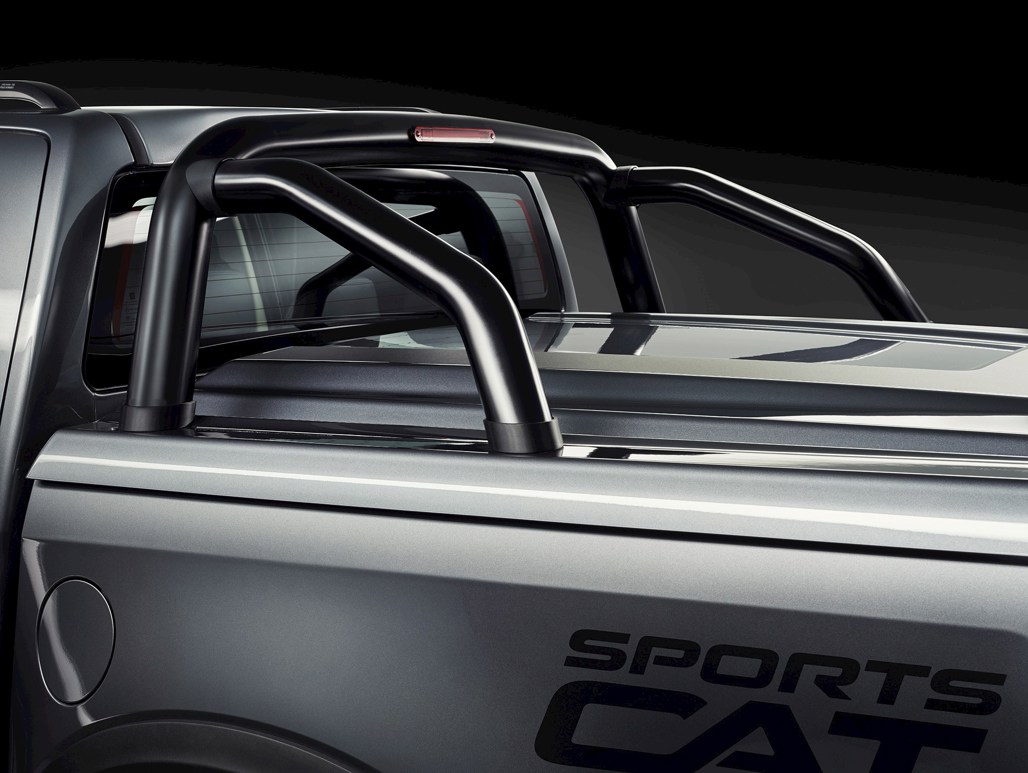 First drive: we get behind the wheel of the new HSV SportsCa - Driven ...