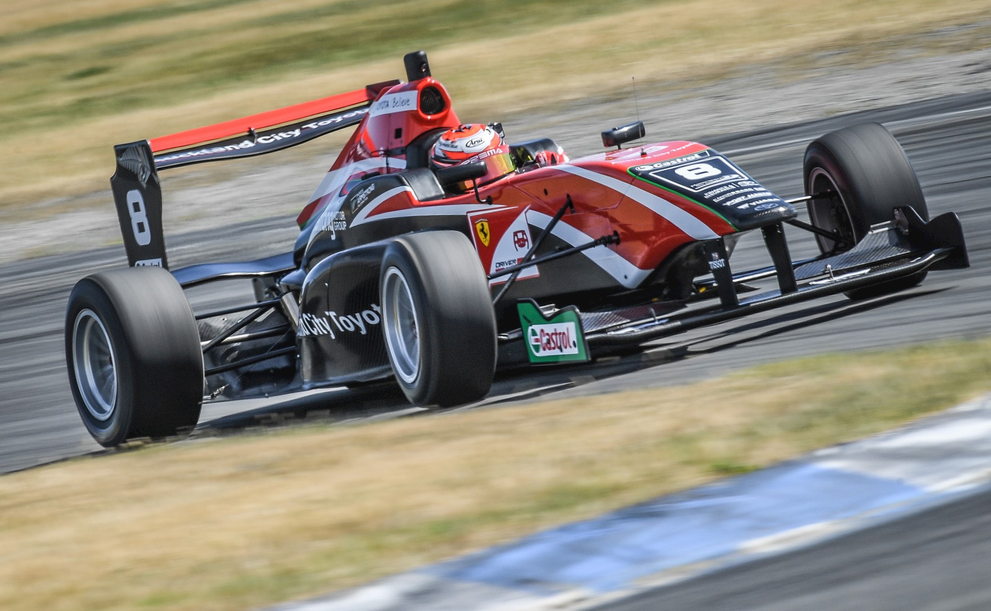 Kiwi studying in Ferrari's F1 driver school - Driven Car Guide