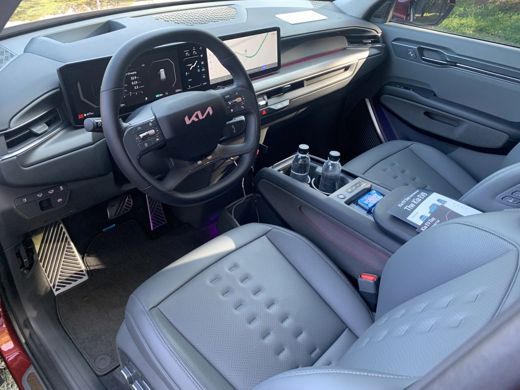 First drive of Kia's new EV9 seven-seat EV SUV - Driven Car Guide