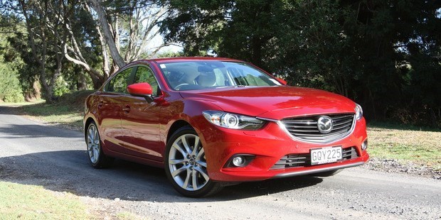 Looking to buy a mid-size sedan - Driven Car Guide