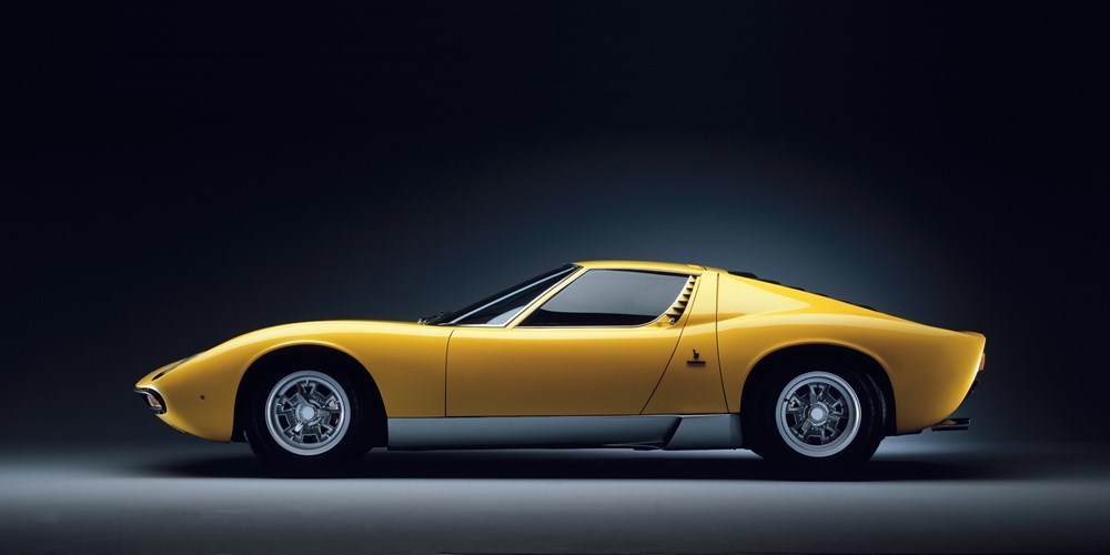 Aging rocker sells stunning Lambo - Driven Car Guide
