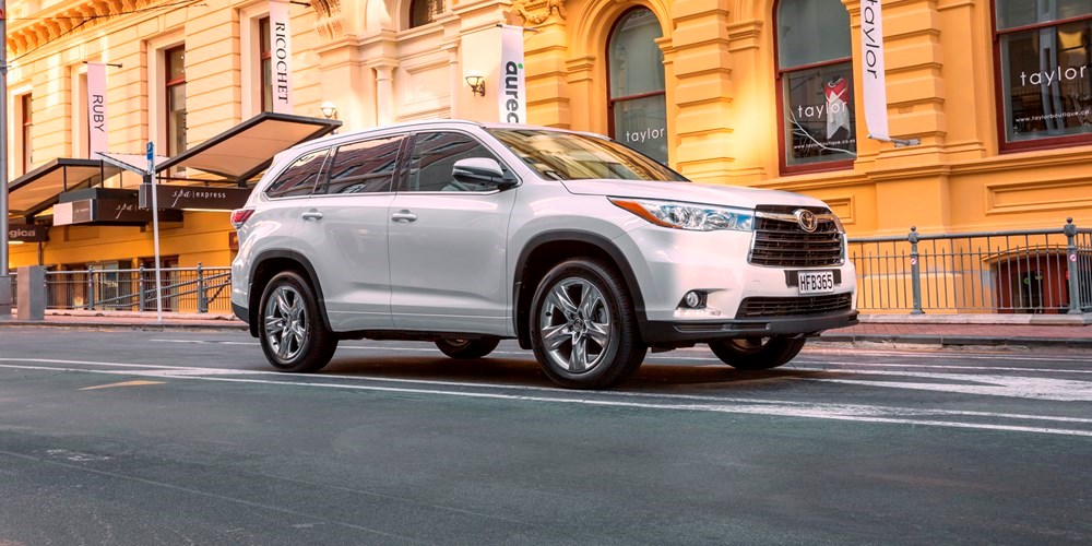 Toyota Highlander aims for top spot - Driven Car Guide