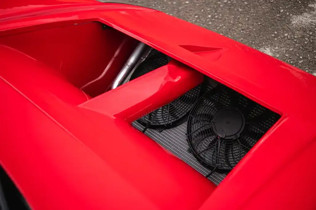 Ultra-rare V12-powered Ferrari F40 GTR goes to auction - Driven Car Guide