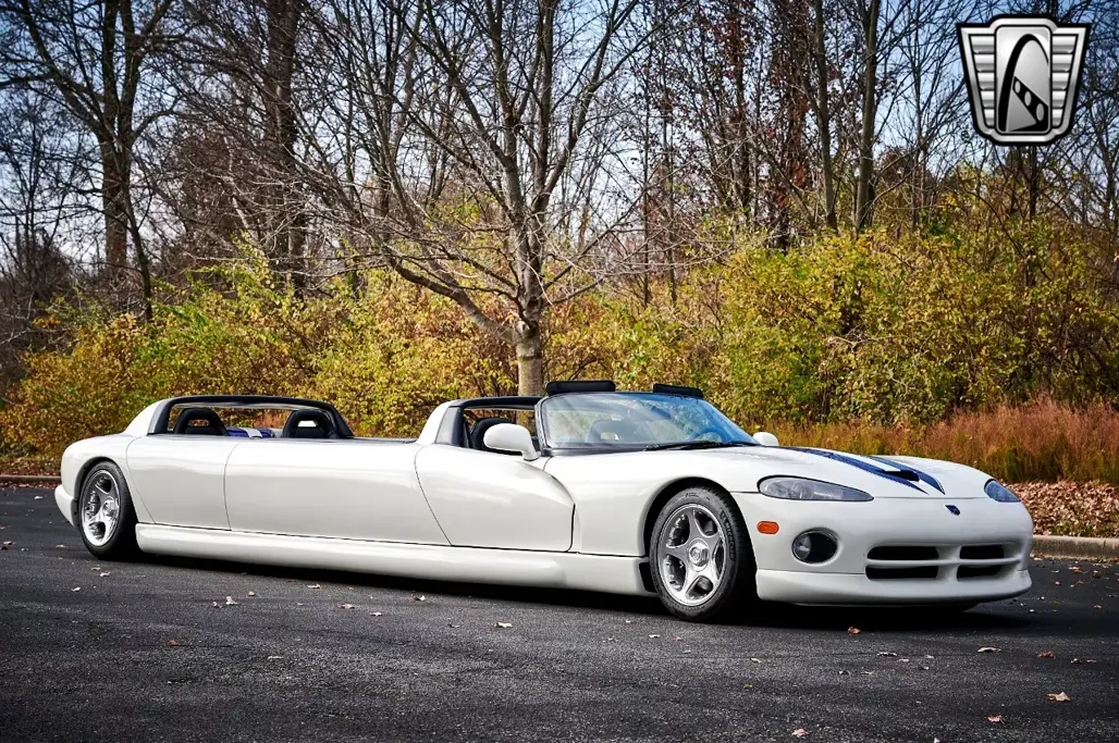 Would you pay $270k for this monstrous 1996 Dodge Viper limo? - Driven ...