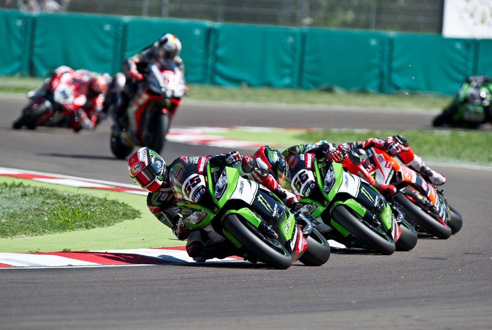 Double Win For Rea As Sykes Takes Two Second Places - Driven Car Guide