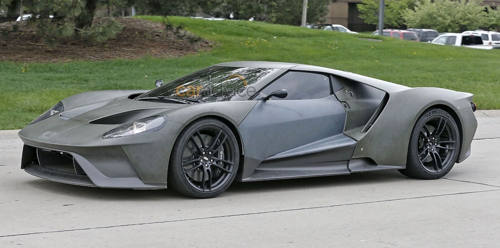 2016 Ford GT development vehicle spied on the road - Driven Car Guide