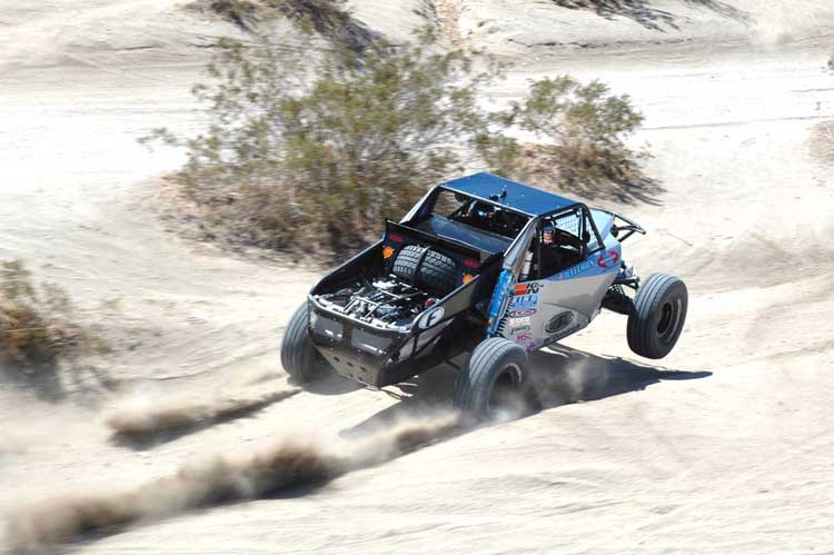 Video: Drivers compete in Kalahari desert race - Driven Car Guide