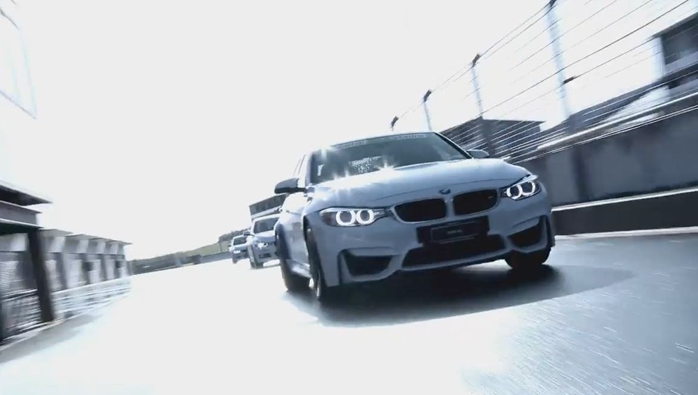 Mike Hosking takes on the BMW Driving Experience - Driven Car Guide