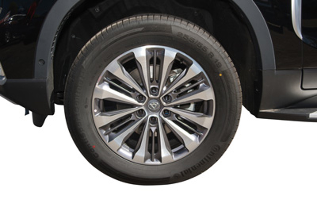 LDV D90 - Driven Car Guide