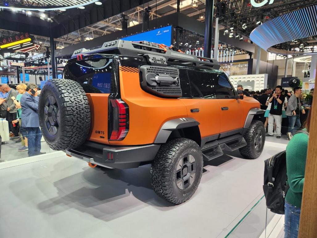 Electric utes and swimming SUVs: our favourites from the 2024 Beijing ...