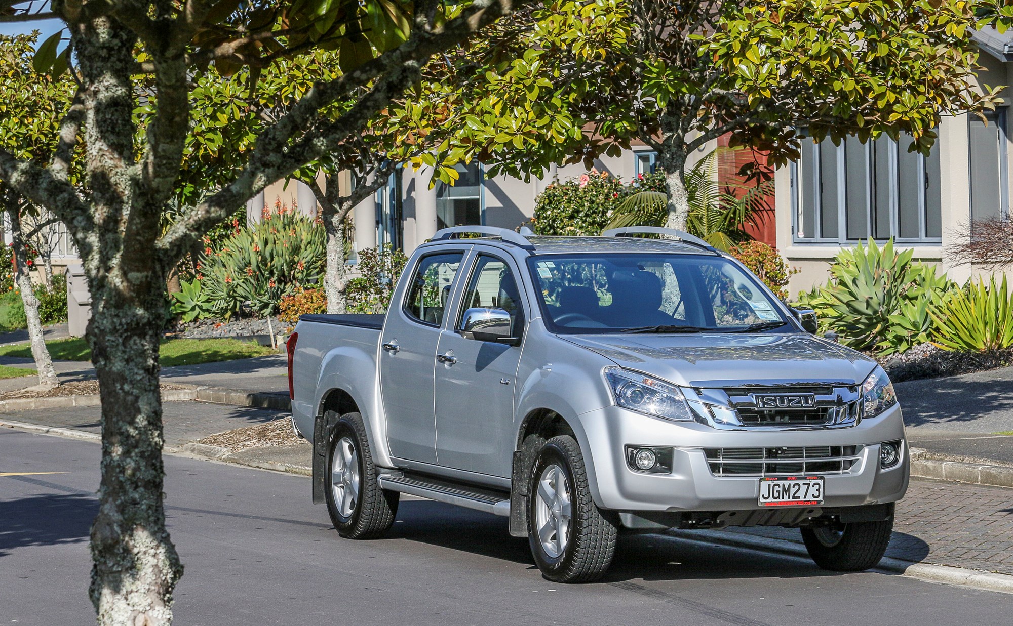 NZ’s very own Isuzu ute scrubs up well - Driven Car Guide