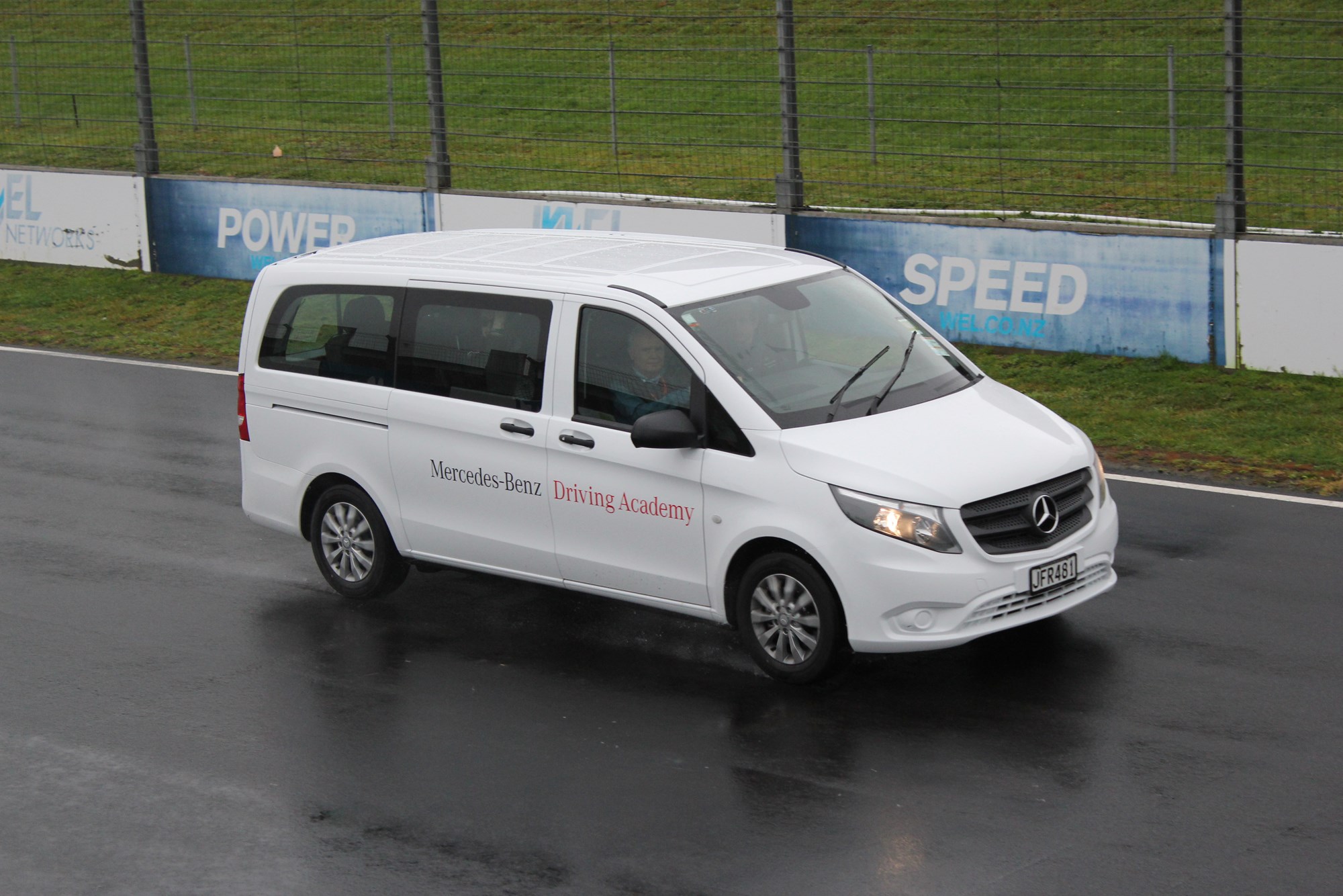 Mercedes-Benz vans that drive like cars - Driven Car Guide