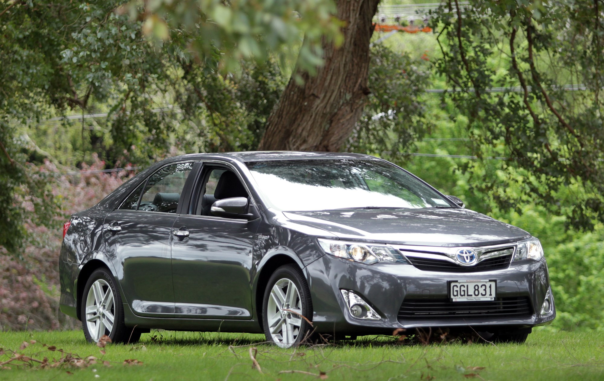 Car Buyers' Guide: Camry hybrid one to watch - Driven Car Guide