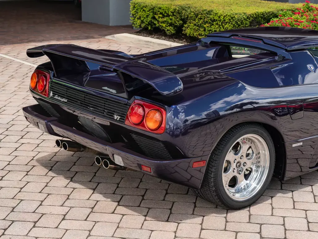 This celebrity spent $800k on a Lamborghini Diablo replica - Driven Car ...