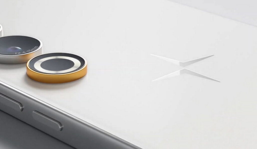 Polestar Phone: first images show sleek new smartphone - Driven Car Guide