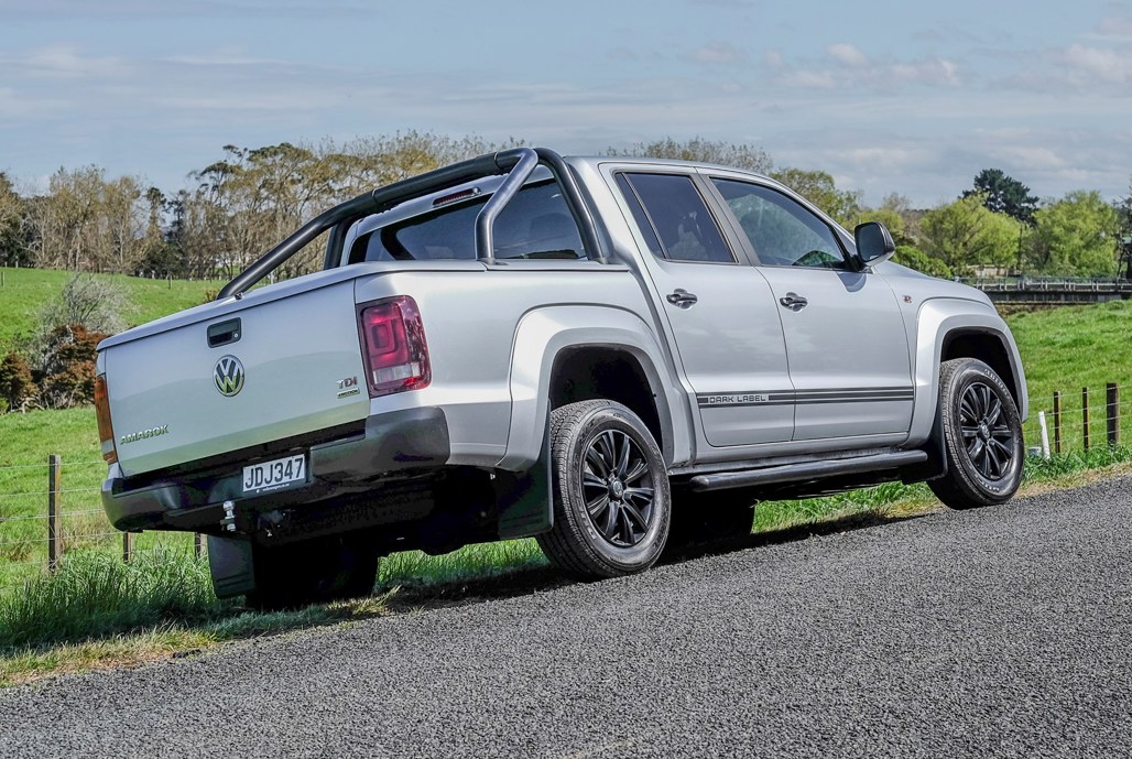 Volkswagen Amarok Dark Label: Rival utes put in the shade - Driven Car ...
