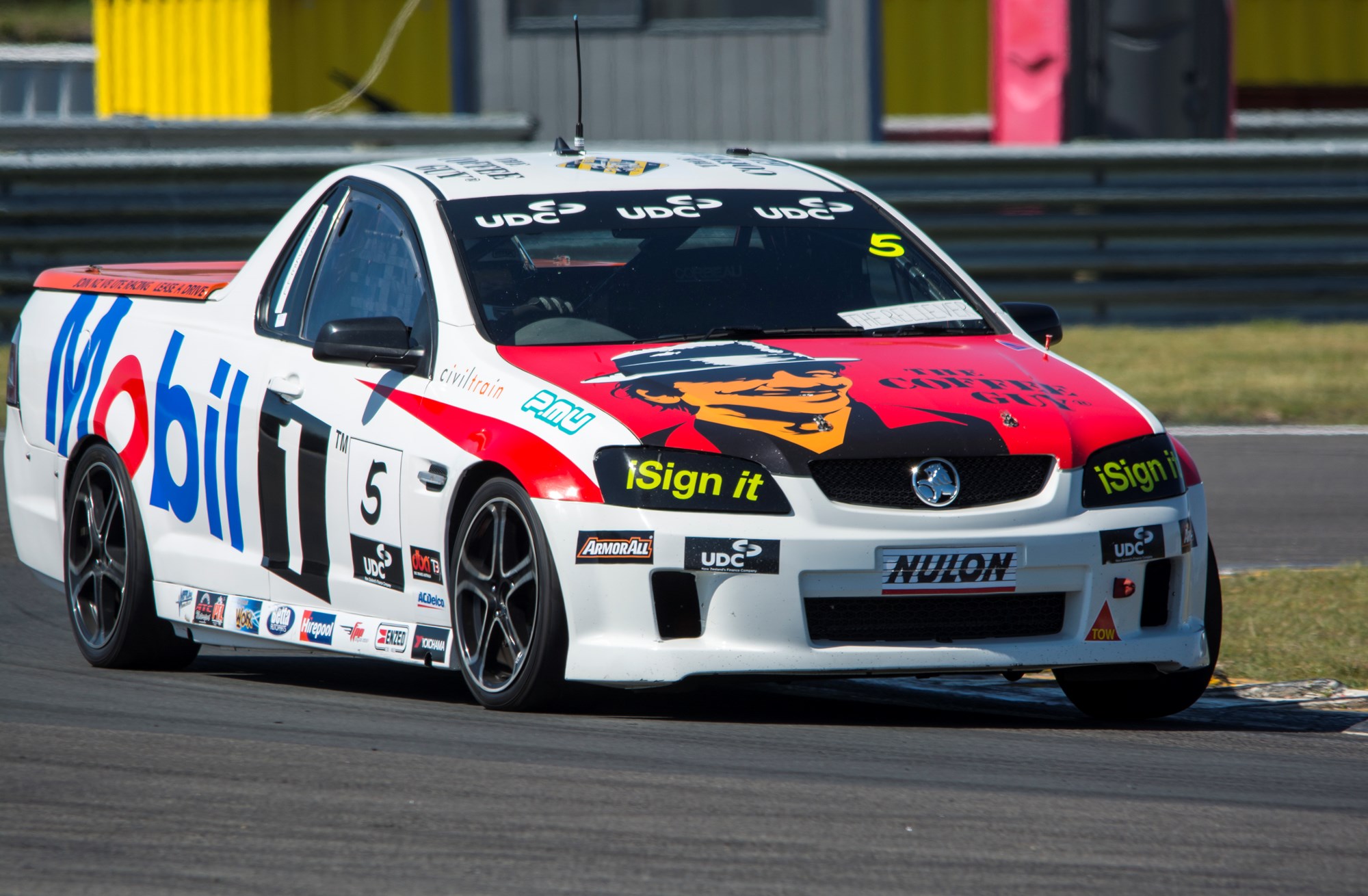 Andy Booth returns to motorsport at ITM 500 - Driven Car Guide