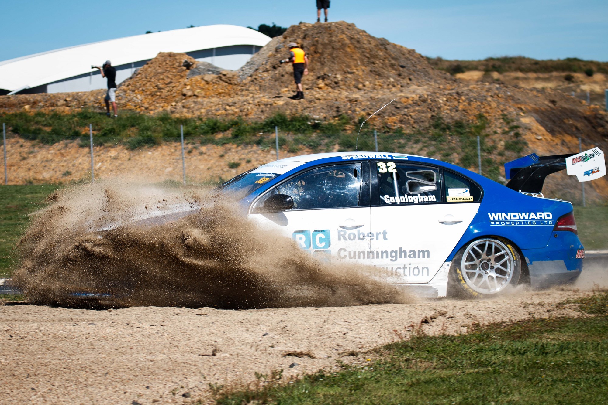 Evans and Moore share V8 silverware - Driven Car Guide