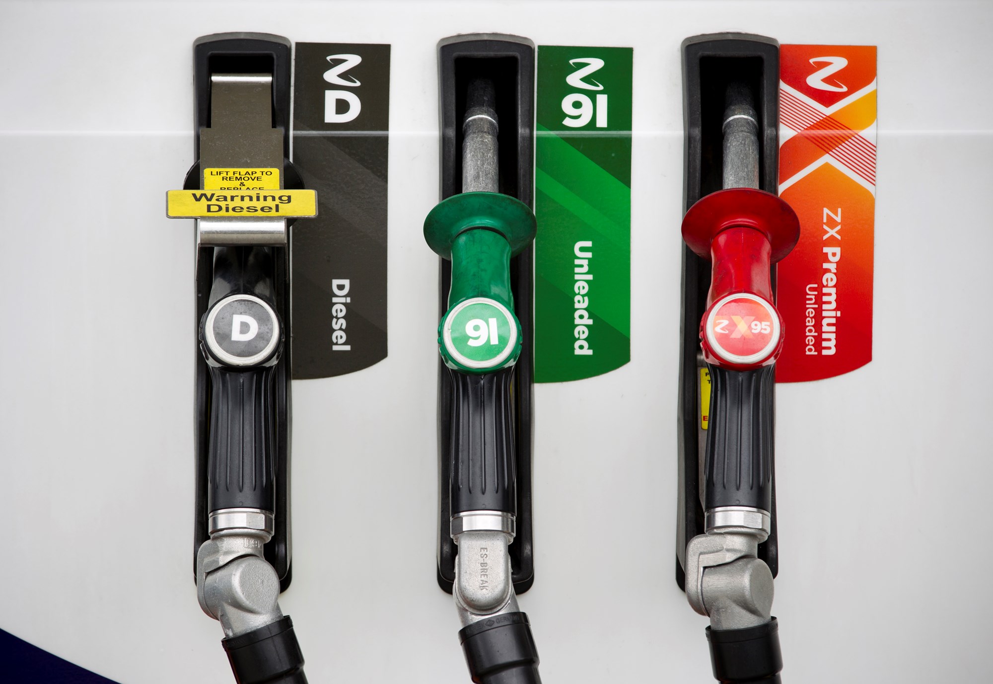 AA: Petrol price won't keep falling - Driven Car Guide
