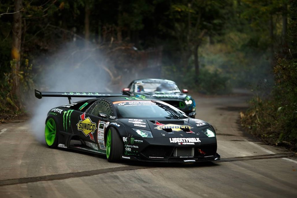 Lambo vs. Mustang drift battle is the video of the day - Driven Car Guide