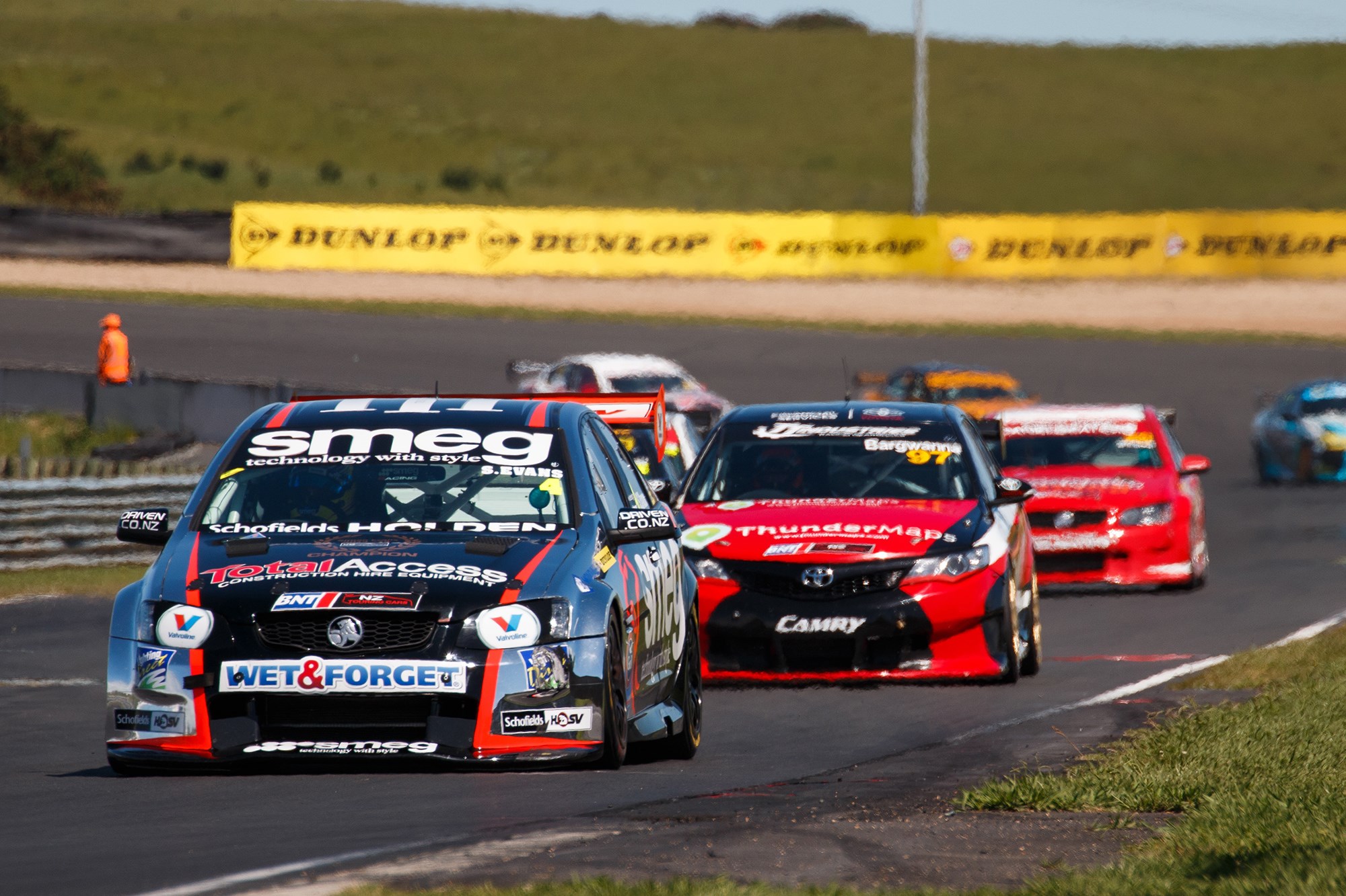 BNT NZ Touring Cars Head South - Driven Car Guide