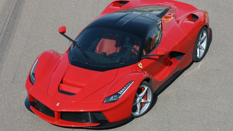 Lewis Hamilton and his LaFerrari - Driven Car Guide